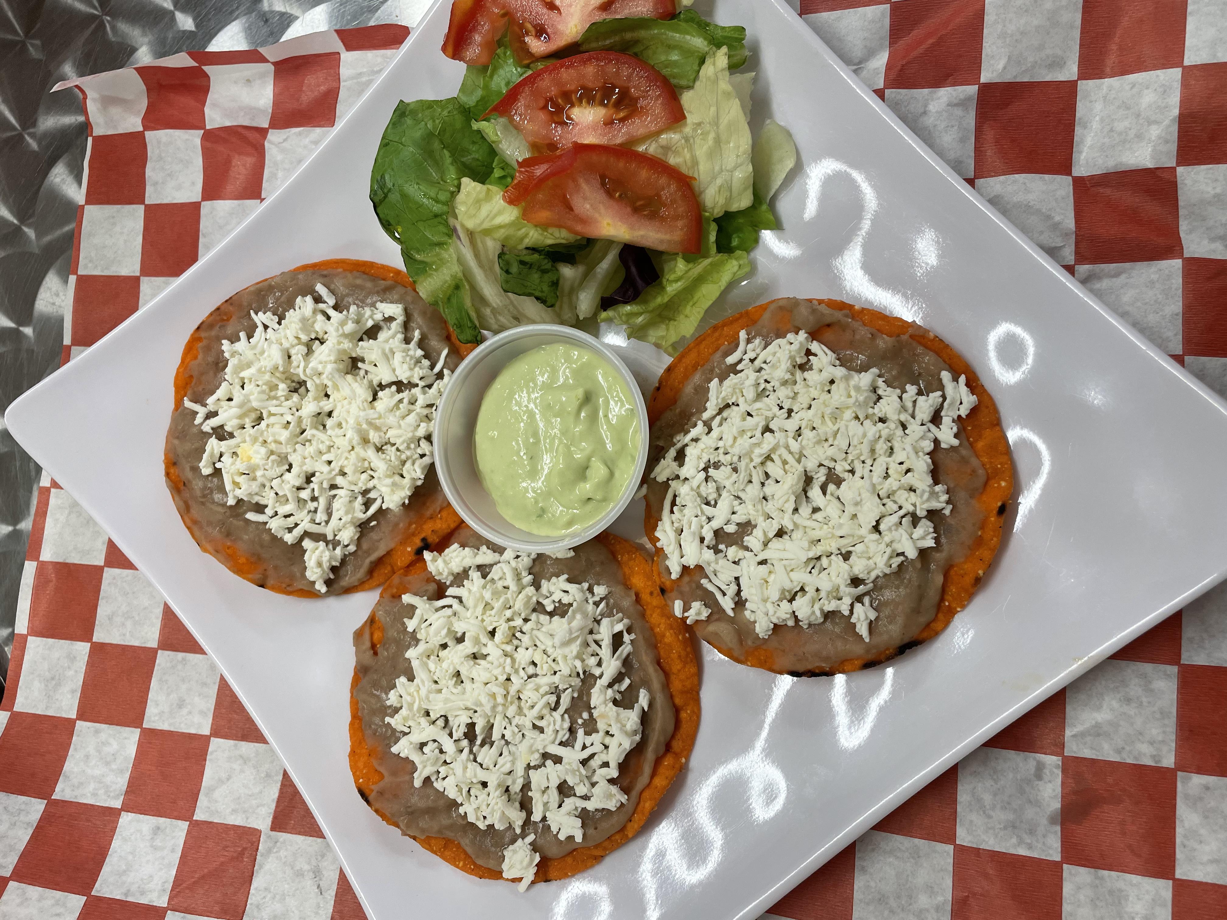 Tostadas (3) - Lunch - Este artículo solo está disponible para entrega ...